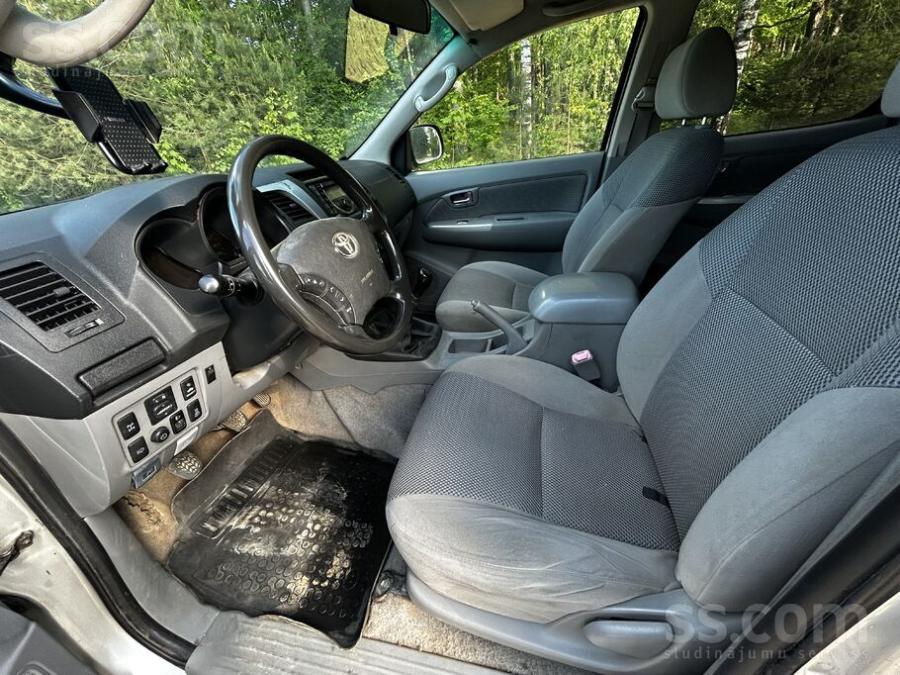 Toyota Hilux 2011 Rīga, ar dzinēja tilpumu 2.50 L un nobraukumu 0 tūkst. km par 12342 €, foto 12 vietnē AUTOMOTO.COM.LV