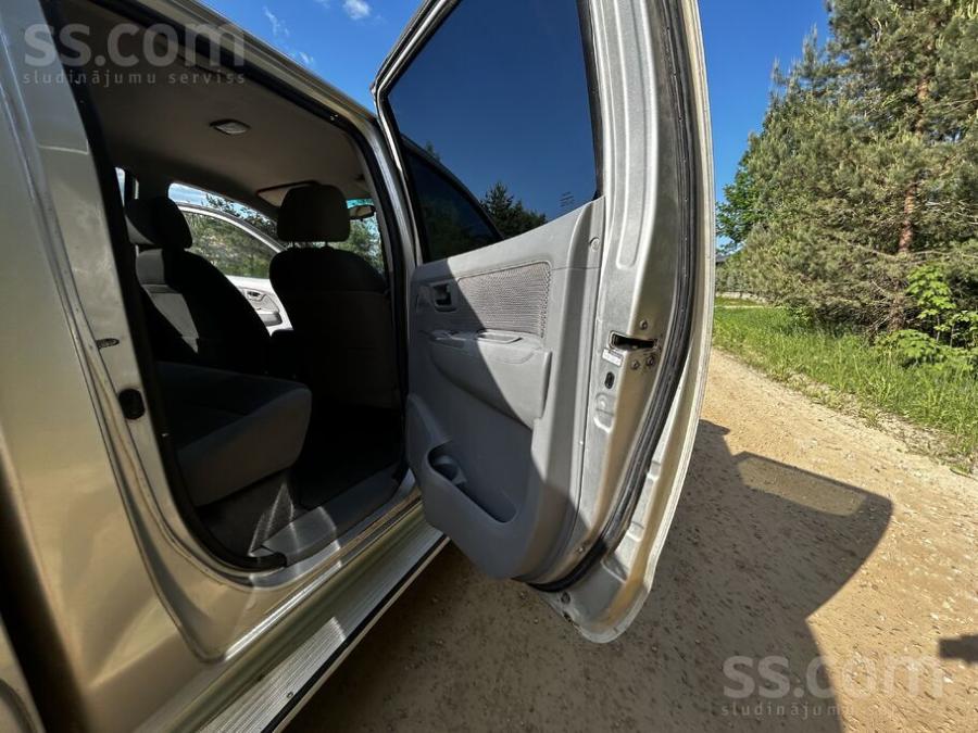 Toyota Hilux 2011 Rīga, ar dzinēja tilpumu 2.50 L un nobraukumu 0 tūkst. km par 12342 €, foto 15 vietnē AUTOMOTO.COM.LV