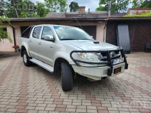 Toyota Hilux 2011 Ventspils, ar dzinēja tilpumu 2.40 L un nobraukumu 537 tūkst. km par 9680 €, foto  vietnē AUTOMOTO.COM.LV
