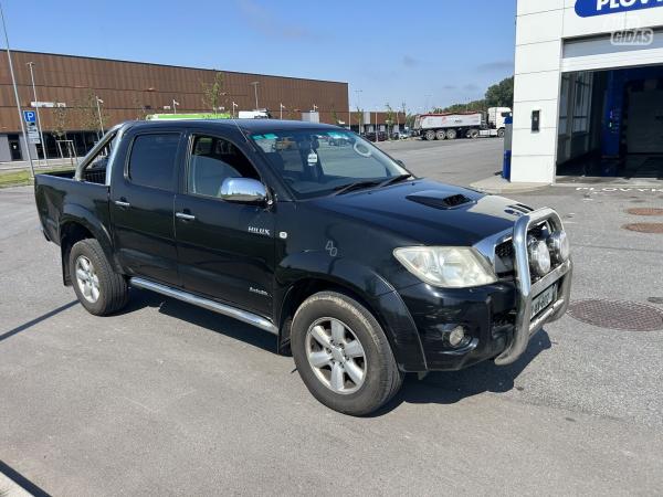 Toyota Hilux 2011 Klaipėda, ar dzinēja tilpumu 3.00 L un nobraukumu 265 tūkst. km par 4800 €, foto 1 vietnē AUTOMOTO.COM.LV