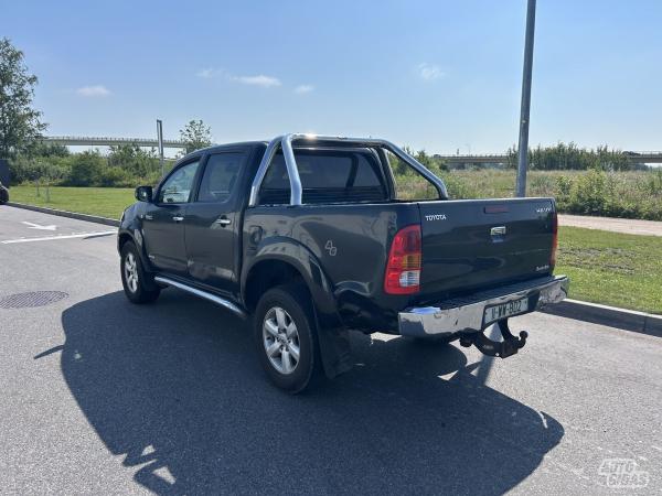 Toyota Hilux 2011 Klaipėda, ar dzinēja tilpumu 3.00 L un nobraukumu 265 tūkst. km par 4800 €, foto 5 vietnē AUTOMOTO.COM.LV