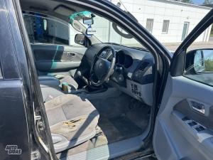Тойота Хайлюкс 2011 в Клайпеда, объемом двигателя 3.00 л и пробегом 265 тыс. км за 4800 €, фото 10 на AUTOMOTO.COM.LV