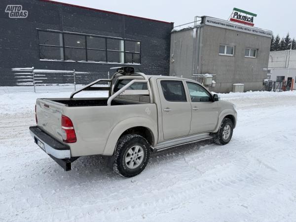 Toyota Hilux 2013 Viļņa, ar dzinēja tilpumu 2.50 L un nobraukumu 106 tūkst. km par 12700 €, foto 5 vietnē AUTOMOTO.COM.LV