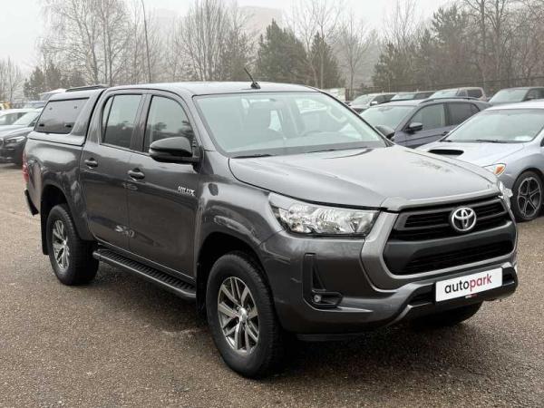 Toyota Hilux 2021 Viļņa, ar dzinēja tilpumu 2.39 L un nobraukumu 115 tūkst. km par 29900 €, foto 2 vietnē AUTOMOTO.COM.LV