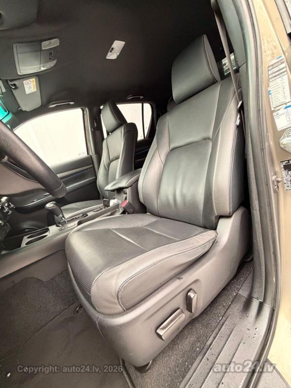 Toyota Hilux 2021 Tallina, ar dzinēja tilpumu 2.76 L un nobraukumu 113 tūkst. km par 44995 €, foto 11 vietnē AUTOMOTO.COM.LV