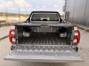 Toyota Hilux 2021 in Vilnius, with an engine capacity of 2.40 L and mileage of 111 thousand km for 34950 €, photo 12 on AUTOMOTO.COM.LV