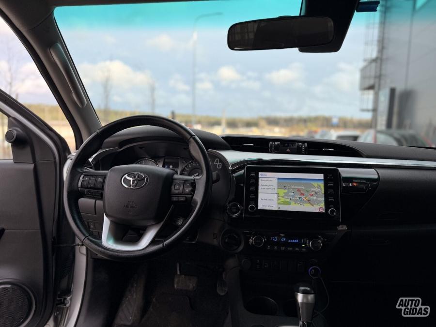 Toyota Hilux 2021 in Vilnius, with an engine capacity of 2.40 L and mileage of 111 thousand km for 34950 €, photo 17 on AUTOMOTO.COM.LV