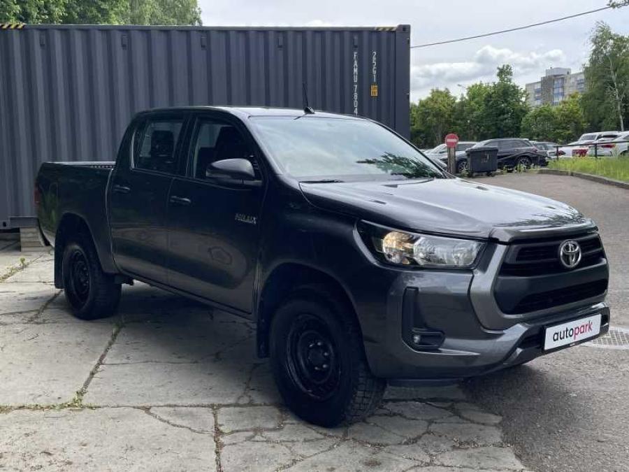 Toyota Hilux 2021 in Vilnius, with an engine capacity of 2.39 L and mileage of 109 thousand km for 26900 €, photo 4 on AUTOMOTO.COM.LV