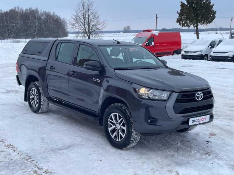 Toyota Hilux 2021 in Ukmerge, with an engine capacity of 2.39 L and mileage of 84 thousand km for 29999 €, photo 4 on AUTOMOTO.COM.LV