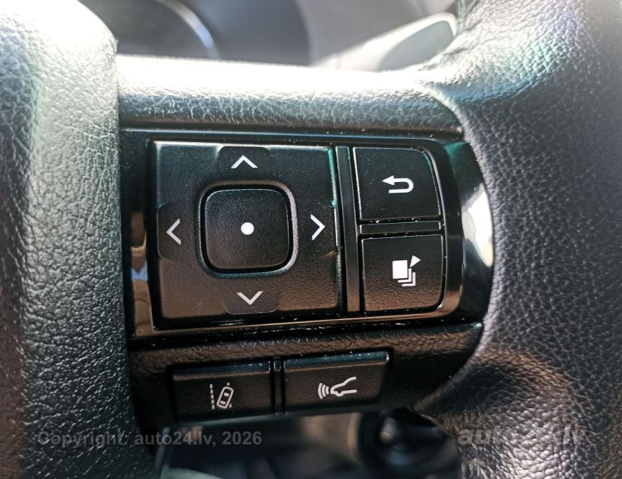 Toyota Hilux 2021 Narva, ar dzinēja tilpumu 2.80 L un nobraukumu 86 tūkst. km par 40990 €, foto 17 vietnē AUTOMOTO.COM.LV