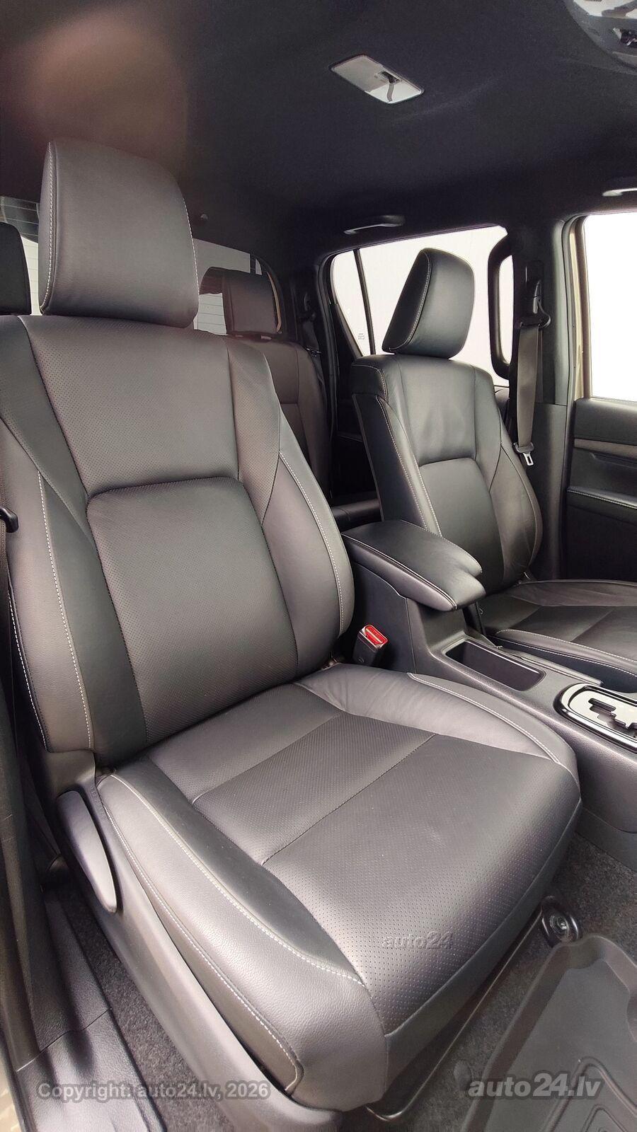 Toyota Hilux 2023 Tallina, ar dzinēja tilpumu 2.76 L un nobraukumu 66 tūkst. km par 49995 €, foto 7 vietnē AUTOMOTO.COM.LV