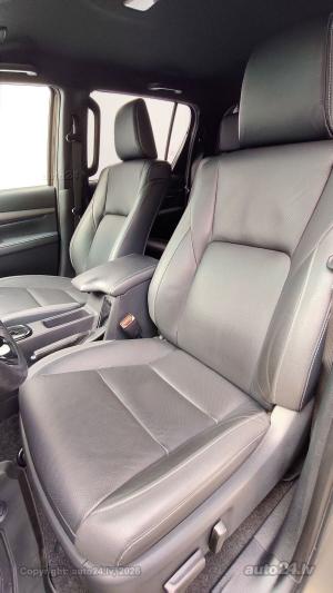 Toyota Hilux 2023 Tallina, ar dzinēja tilpumu 2.76 L un nobraukumu 66 tūkst. km par 49995 €, foto 12 vietnē AUTOMOTO.COM.LV