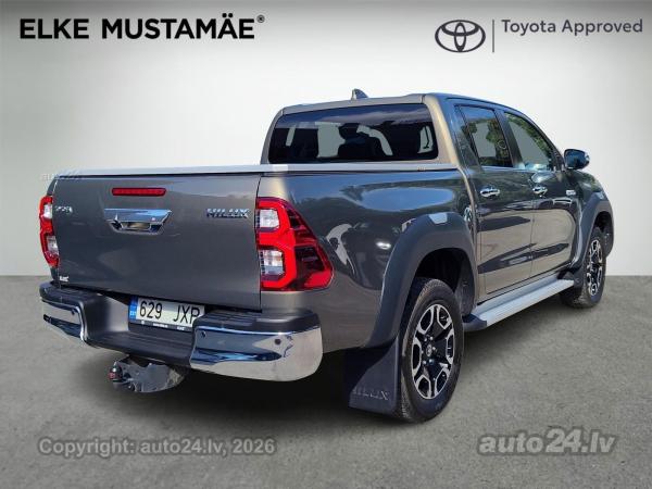 Toyota Hilux 2023 Tallina, ar dzinēja tilpumu 2.76 L un nobraukumu 37 tūkst. km par 42995 €, foto 2 vietnē AUTOMOTO.COM.LV