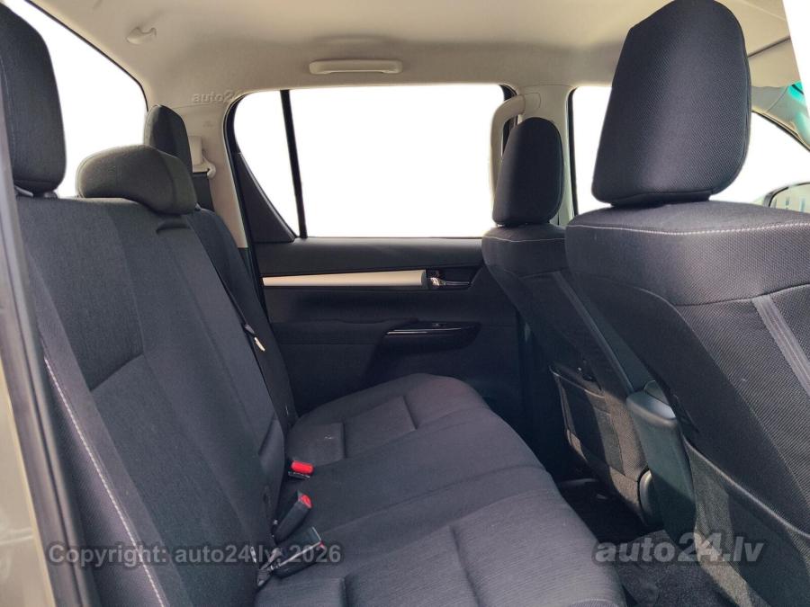 Toyota Hilux 2023 Tallina, ar dzinēja tilpumu 2.76 L un nobraukumu 37 tūkst. km par 42995 €, foto 8 vietnē AUTOMOTO.COM.LV