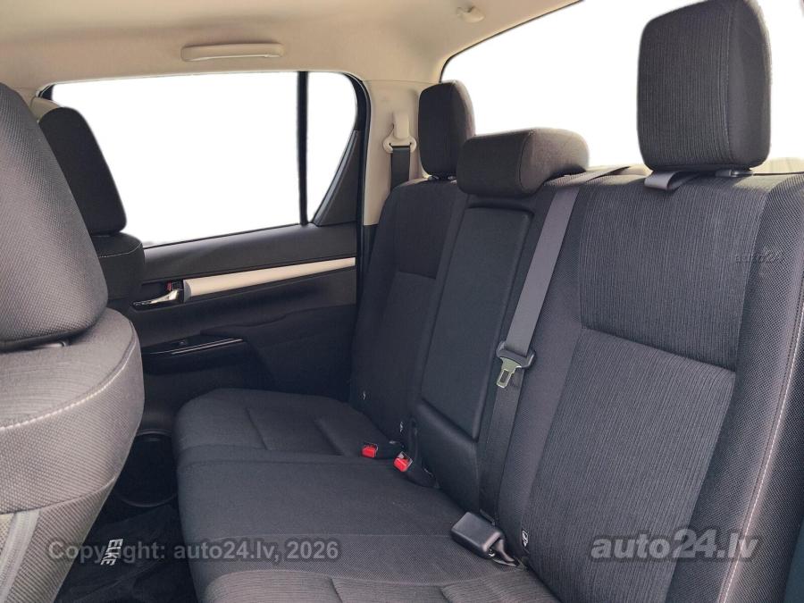 Toyota Hilux 2023 Tallina, ar dzinēja tilpumu 2.76 L un nobraukumu 37 tūkst. km par 42995 €, foto 20 vietnē AUTOMOTO.COM.LV