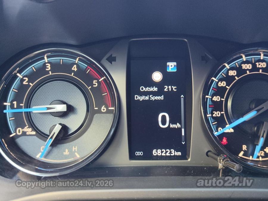 Toyota Hilux 2023 in Tallinn, with an engine capacity of 2.76 L and mileage of 68 thousand km for 51995 €, photo 14 on AUTOMOTO.COM.LV