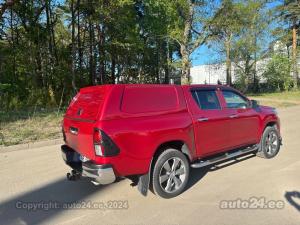 Red Toyota Hilux 0 in Tallinn, with an engine capacity of 2.40 L and mileage of 230 thousand km for 33000 €, photo 6 on AUTOMOTO.COM.LV