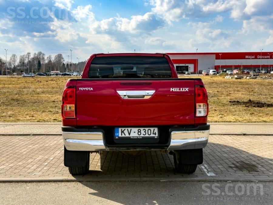 Sarkans Toyota Hilux 2017 Rīga, ar dzinēja tilpumu 2.40 L un nobraukumu 75 tūkst. km par 25990 €, foto 6 vietnē AUTOMOTO.COM.LV