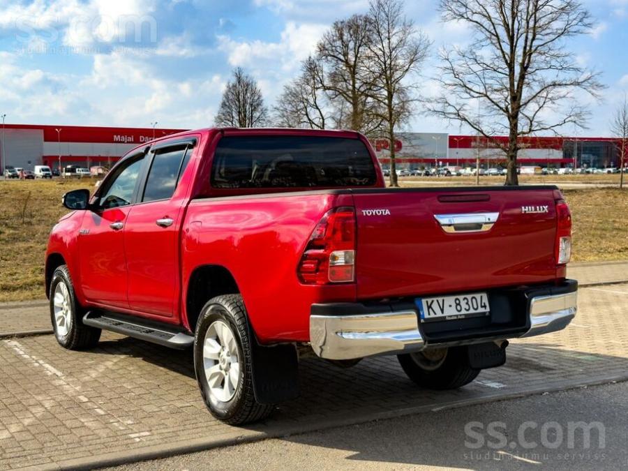 Sarkans Toyota Hilux 2017 Rīga, ar dzinēja tilpumu 2.40 L un nobraukumu 75 tūkst. km par 25990 €, foto 7 vietnē AUTOMOTO.COM.LV