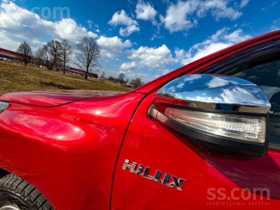 Sarkans Toyota Hilux 2017 Rīga, ar dzinēja tilpumu 2.40 L un nobraukumu 75 tūkst. km par 25990 €, foto 16 vietnē AUTOMOTO.COM.LV