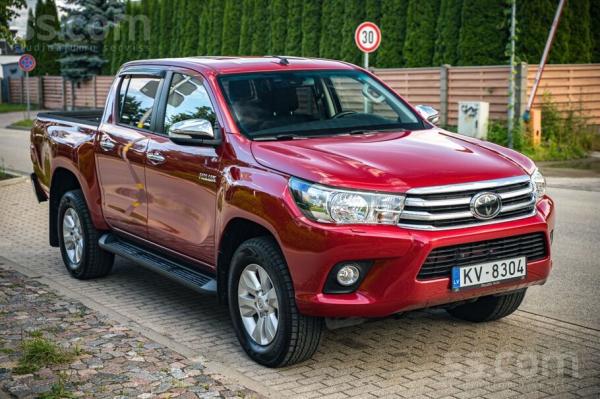 Sarkans Toyota Hilux 2017 Rīga, ar dzinēja tilpumu 2.40 L un nobraukumu 75 tūkst. km par 23990 €, foto 3 vietnē AUTOMOTO.COM.LV