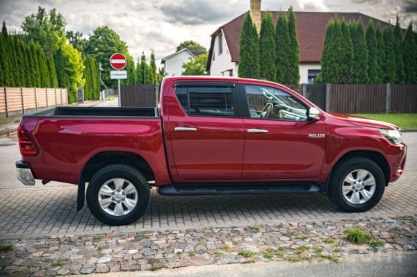 Sarkans Toyota Hilux 2017 Rīga, ar dzinēja tilpumu 2.40 L un nobraukumu 75 tūkst. km par 23990 €, foto 4 vietnē AUTOMOTO.COM.LV