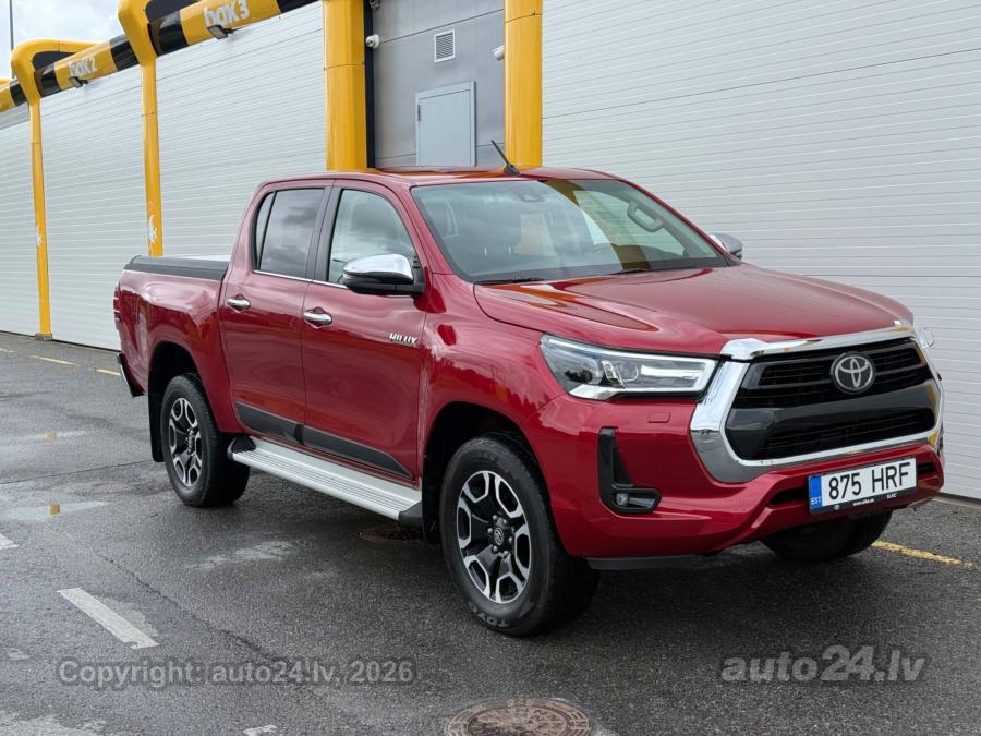 Красный Тойота Хайлюкс 2021 в Таллин, объемом двигателя 2.80 л и пробегом 95 тыс. км за 41900 €, фото 1 на AUTOMOTO.COM.LV