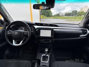 Красный Тойота Хайлюкс 2021 в Таллин, объемом двигателя 2.80 л и пробегом 95 тыс. км за 41900 €, фото 6 на AUTOMOTO.COM.LV