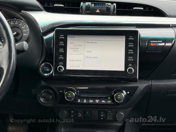 Sarkans Toyota Hilux 2021 Tallina, ar dzinēja tilpumu 2.80 L un nobraukumu 95 tūkst. km par 41900 €, foto 8 vietnē AUTOMOTO.COM.LV
