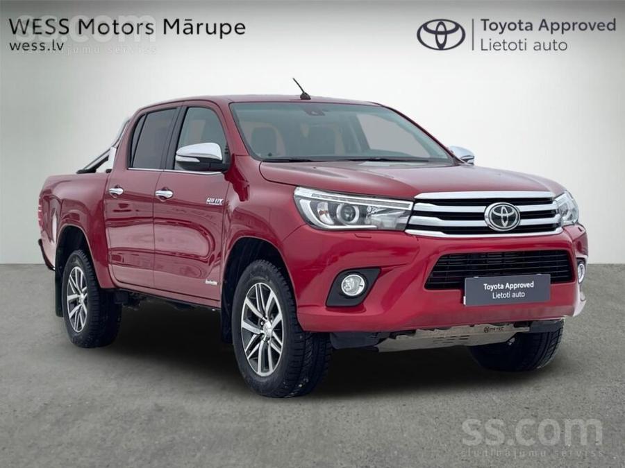 Red Toyota Hilux 2017 in Riga, with an engine capacity of 2.40 L and mileage of 156 thousand km for 28990 €, photo 18 on AUTOMOTO.COM.LV