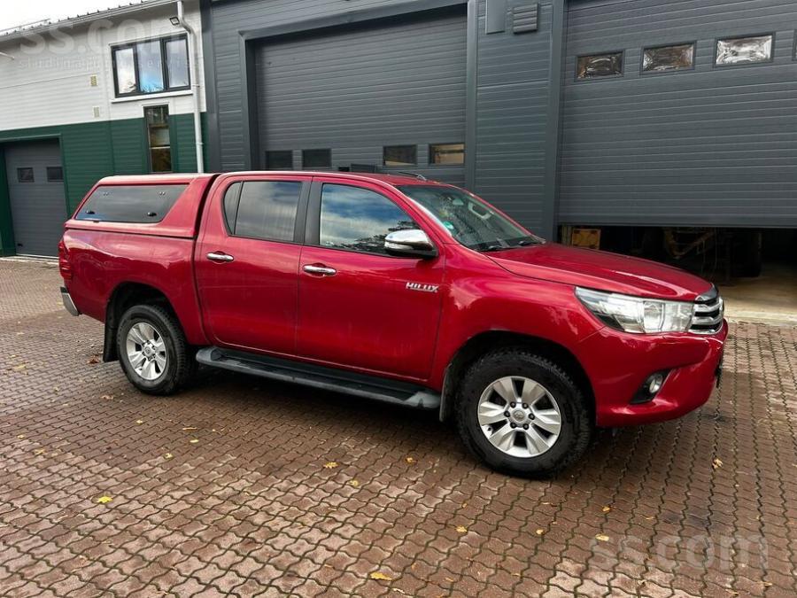 Sarkans Toyota Hilux 2017 Rīga, ar dzinēja tilpumu 2.00 L un nobraukumu 212 tūkst. km par 27250 €, foto 4 vietnē AUTOMOTO.COM.LV