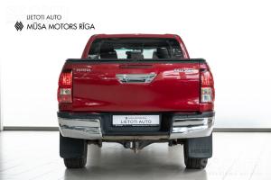 Sarkans Toyota Hilux 2018 Rīga, ar dzinēja tilpumu 2.40 L un nobraukumu 131 tūkst. km par 21000 €, foto 10 vietnē AUTOMOTO.COM.LV
