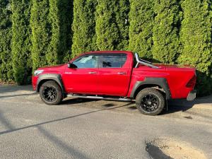 Sarkans Toyota Hilux 2018 Viļņa, ar dzinēja tilpumu 2.40 L un nobraukumu 158 tūkst. km par 25800 €, foto 4 vietnē AUTOMOTO.COM.LV