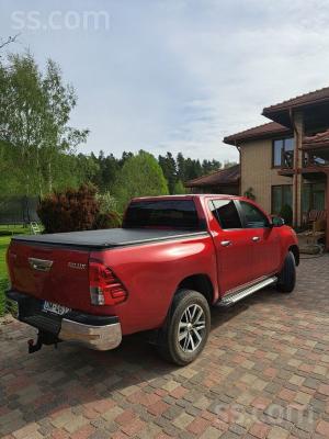 Sarkans Toyota Hilux 2019 Ogre, ar dzinēja tilpumu 2.40 L un nobraukumu 159 tūkst. km par 22999 €, foto 5 vietnē AUTOMOTO.COM.LV