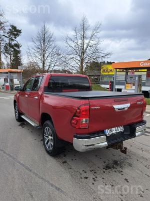 Sarkans Toyota Hilux 2019 Ogre, ar dzinēja tilpumu 2.40 L un nobraukumu 159 tūkst. km par 22999 €, foto 7 vietnē AUTOMOTO.COM.LV
