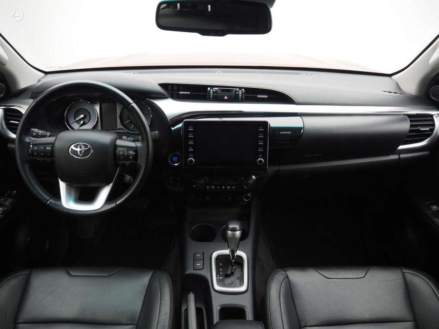 Sarkans Toyota Hilux 2023 Viļņa, ar dzinēja tilpumu 2.76 L un nobraukumu 139 tūkst. km par 34500 €, foto 17 vietnē AUTOMOTO.COM.LV