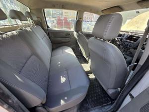 White Toyota Hilux 2008 in Vilnius, with an engine capacity of 2.50 L and mileage of 78 thousand km for 3500 €, photo 9 on AUTOMOTO.COM.LV