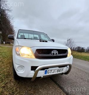 Balts Toyota Hilux 2010 Cēsis, ar dzinēja tilpumu 2.50 L un nobraukumu 152 tūkst. km par 12700 €, foto 9 vietnē AUTOMOTO.COM.LV