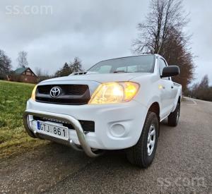 Balts Toyota Hilux 2010 Cēsis, ar dzinēja tilpumu 2.50 L un nobraukumu 152 tūkst. km par 12700 €, foto 13 vietnē AUTOMOTO.COM.LV