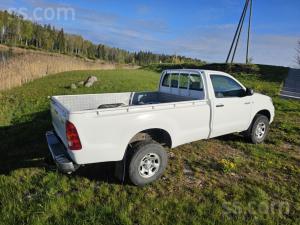Balts Toyota Hilux 2010 Cēsis, ar dzinēja tilpumu 2.50 L un nobraukumu 152 tūkst. km par 12500 €, foto 24 vietnē AUTOMOTO.COM.LV