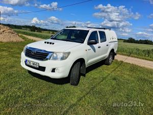 Белый Тойота Хайлюкс 2012 в Таллин, объемом двигателя 2.50 л и пробегом 257 тыс. км за 13900 €, фото  на AUTOMOTO.COM.LV