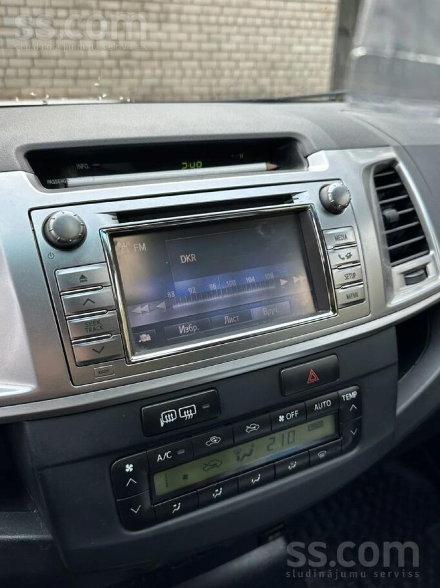 Balts Toyota Hilux 2014 Aizkraukle, ar dzinēja tilpumu 3.00 L un nobraukumu 197 tūkst. km par 14800 €, foto 20 vietnē AUTOMOTO.COM.LV