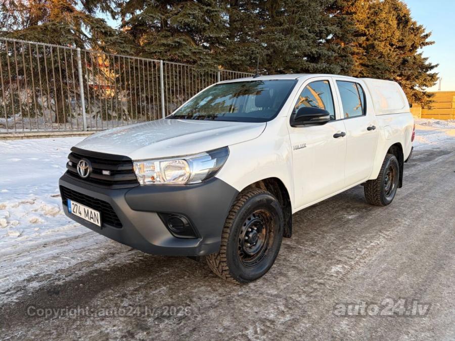 Balts Toyota Hilux 2020 Tallina, ar dzinēja tilpumu 2.40 L un nobraukumu 63 tūkst. km par 29999 €, foto 1 vietnē AUTOMOTO.COM.LV