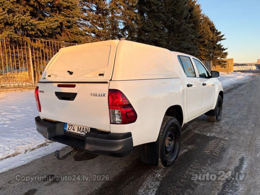 Balts Toyota Hilux 2020 Tallina, ar dzinēja tilpumu 2.40 L un nobraukumu 63 tūkst. km par 29999 €, foto 6 vietnē AUTOMOTO.COM.LV