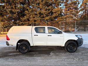 Balts Toyota Hilux 2020 Tallina, ar dzinēja tilpumu 2.40 L un nobraukumu 63 tūkst. km par 29999 €, foto 8 vietnē AUTOMOTO.COM.LV