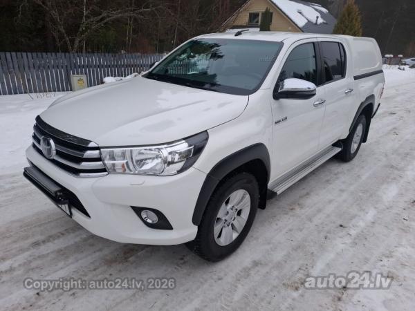 White Toyota Hilux 2020 in Tallinn, with an engine capacity of 2.40 L and mileage of 219 thousand km for 26500 €, photo 1 on AUTOMOTO.COM.LV