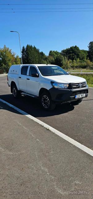 White Toyota Hilux 2020 in Tallinn, with an engine capacity of 2.40 L and mileage of 145 thousand km for 29500 €, photo 1 on AUTOMOTO.COM.LV