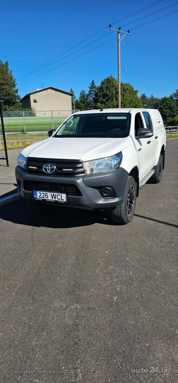 Toyota Hilux 2020 Tallina vietnÄ Balts Toyota Hilux 2020 Tallina, ar dzinÄja tilpumu 2.40 L un nobraukumu 145 tÅ«kst. km par 29500 ā¬, foto 3 vietnÄ AUTOMOTO.COM.LV
