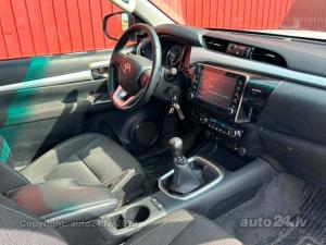 Balts Toyota Hilux 2021 Tallina, ar dzinēja tilpumu 2.40 L un nobraukumu 88 tūkst. km par 29900 €, foto 9 vietnē AUTOMOTO.COM.LV