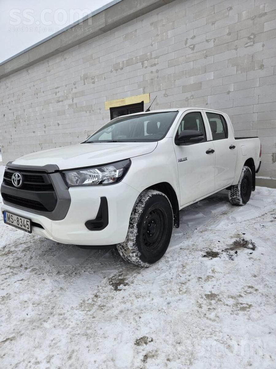 Balts Toyota Hilux 2021 Rīga, ar dzinēja tilpumu 2.40 L un nobraukumu 183 tūkst. km par 22000 €, foto 3 vietnē AUTOMOTO.COM.LV